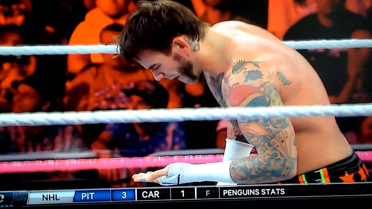 CM Punk vs Ryback Street Fight - YouTube