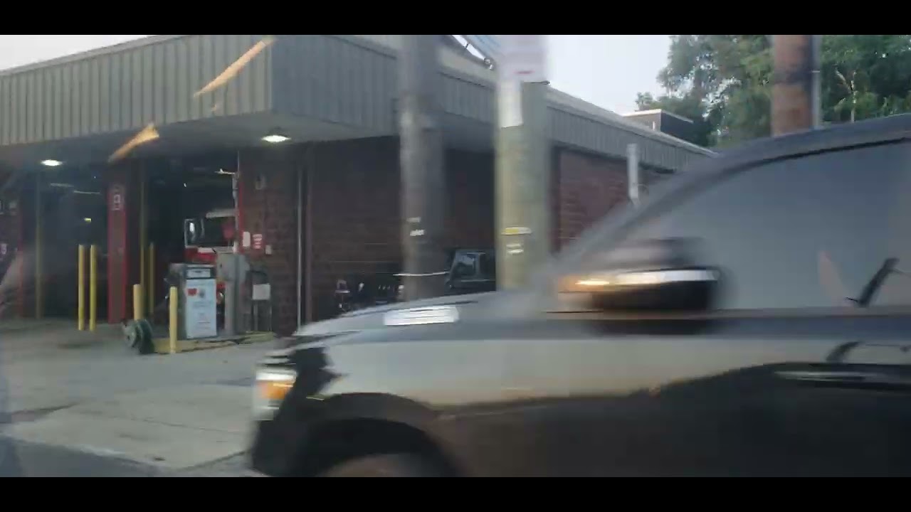 Philadelphia Fire Department Engine 68 Ladder 13 BN 7 Station Drive by ...