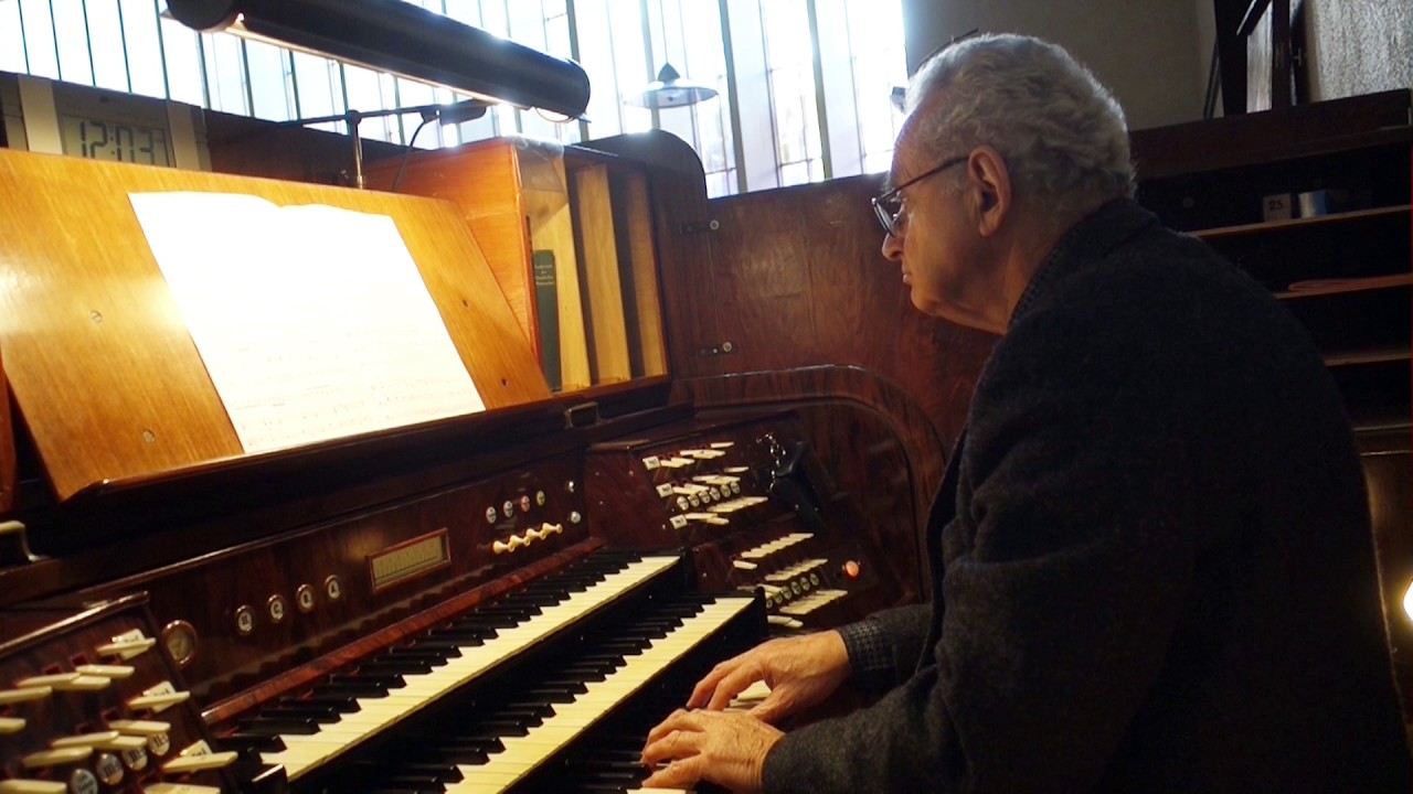 Douglas Bruce plays Aria of Noel Rawsthorne - YouTube