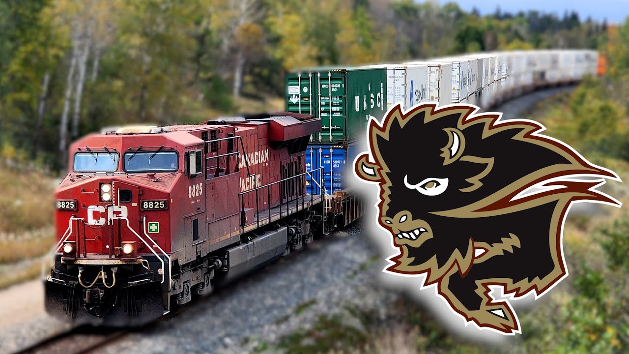 Trains in Scenic Eastern Manitoba! - YouTube