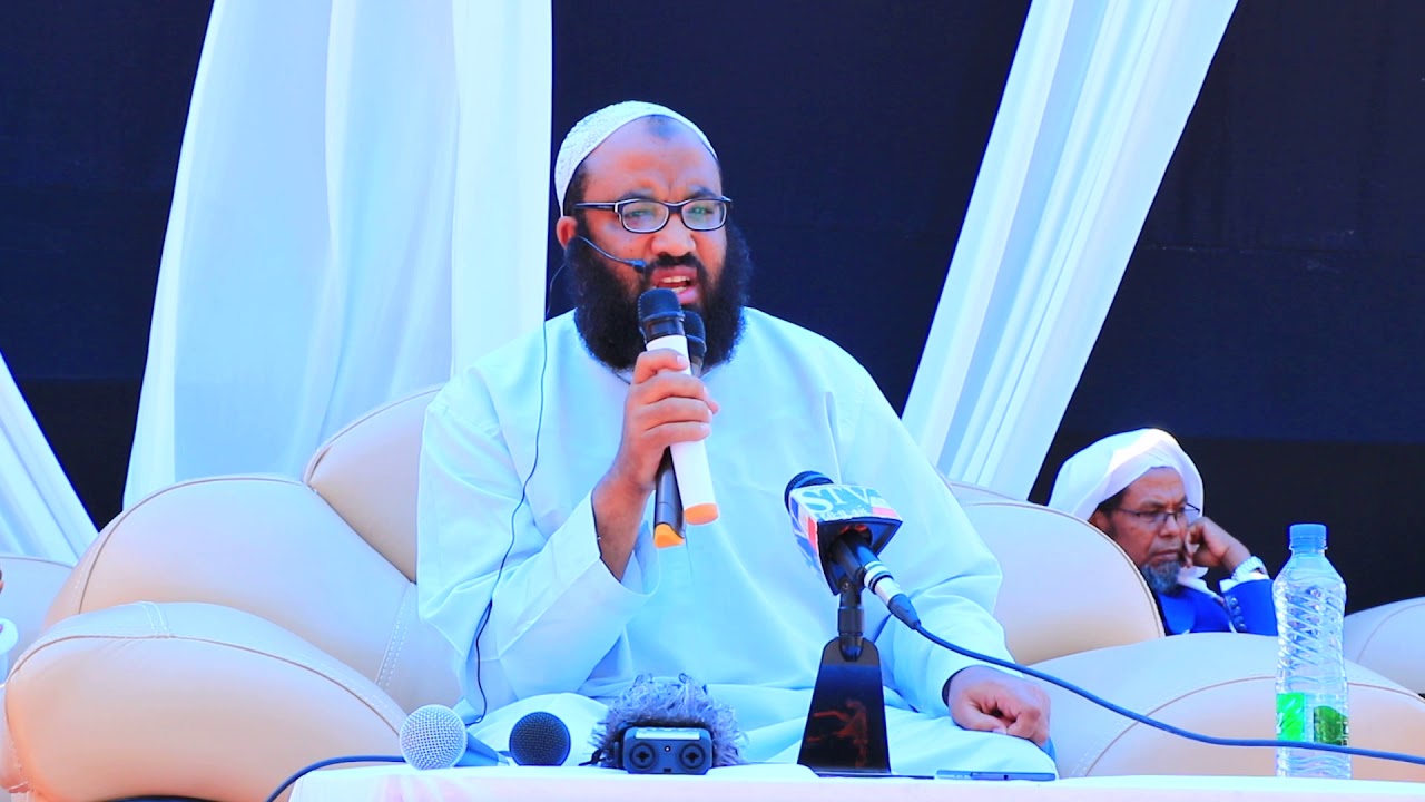 New Amharic Dawa Ustaz Abu hyder ዲንችሁን በስዴና በዘይት አትቀይር - YouTube