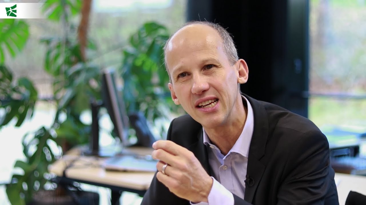 #2minutes: Oliver Gassmann über Smart Cities - YouTube