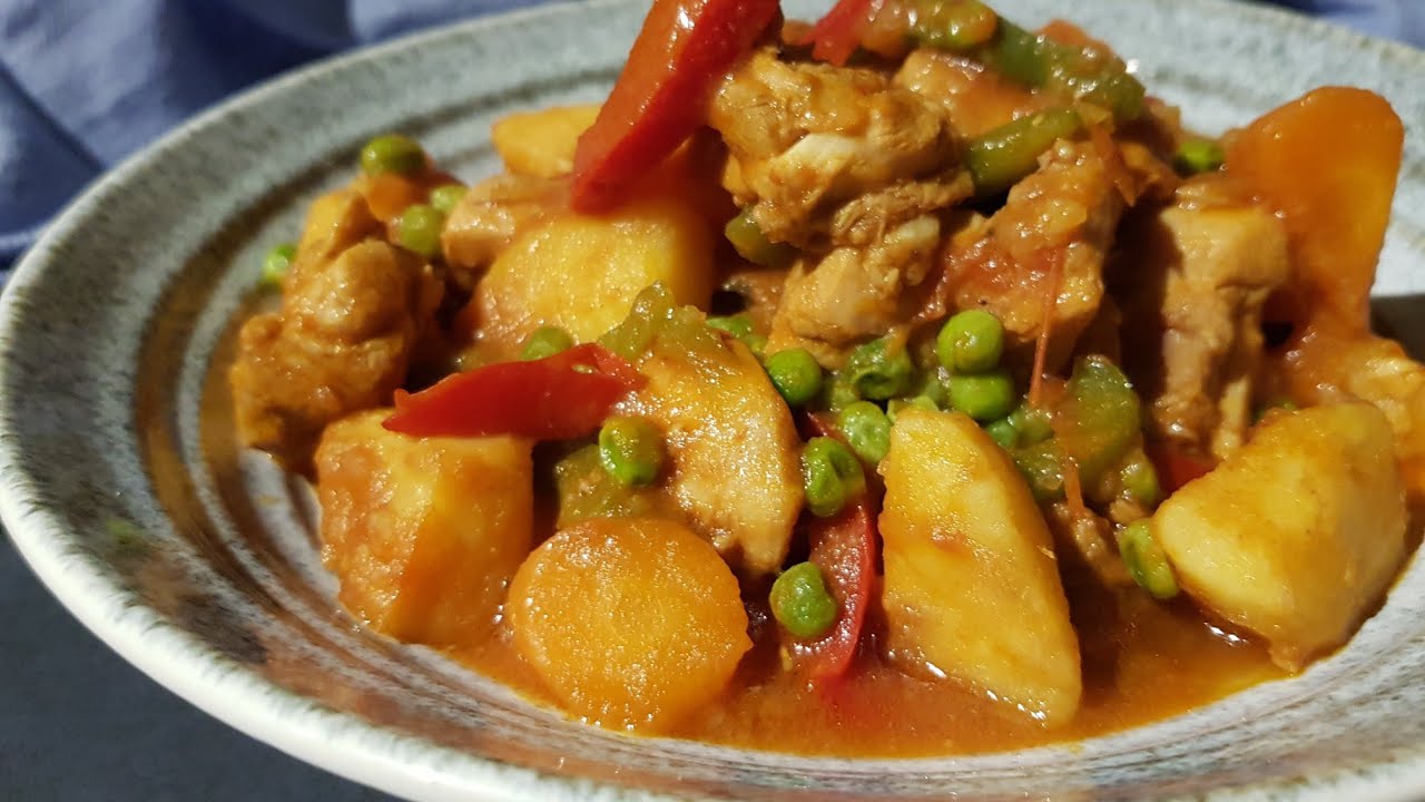 How to cook chicken afritada | madali lang lutoin - YouTube