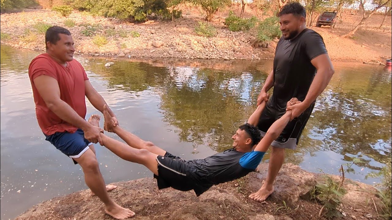diversión en el río después de la sacada de la semilla de morro - YouTube
