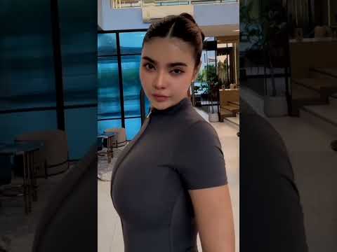 Balancing College, Fashion & Millions of Followers! | Yanisa Samohom | Instagram | Lifestyle, Wiki