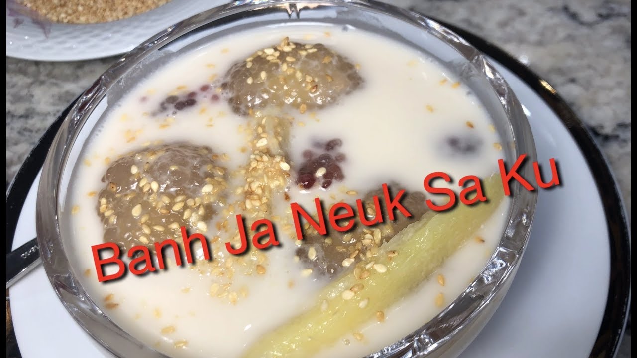 Banh Ja Neuk Sa ku - Tapioca Pearl Ball Mung Bean Dessert - YouTube