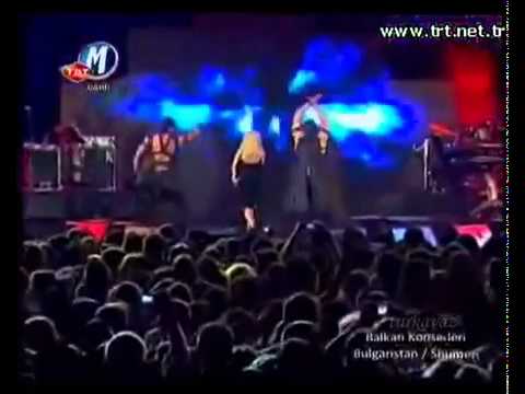 DesiSlava LIVE- Dva magnita + Iskam te pak ( Desislava & Mustafa Sandal, Balkan Concerts)