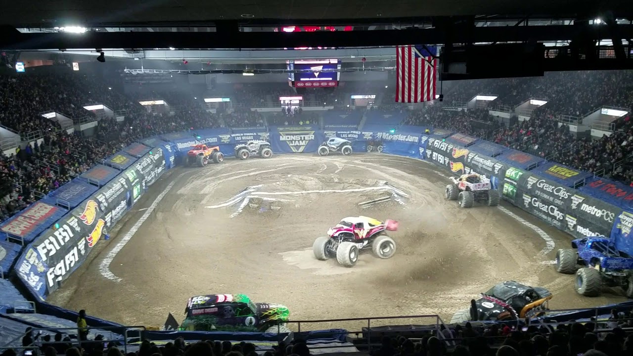 Monster Jam 2018 Providence RI - YouTube