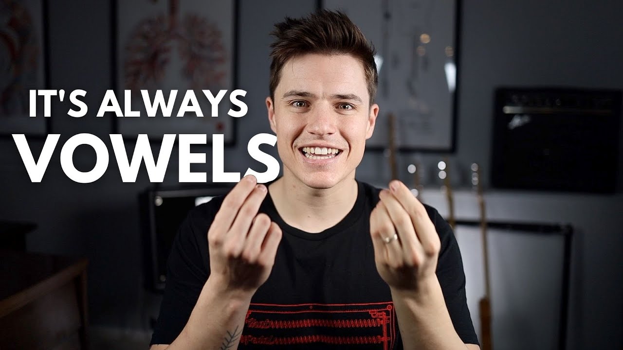 How to Sing Better Using Vowels - YouTube