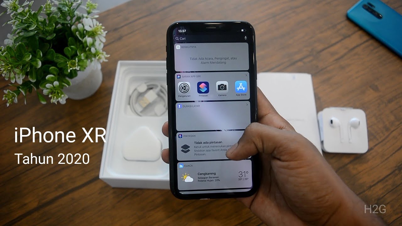 Unboxing iPhone XR 2020 - YouTube