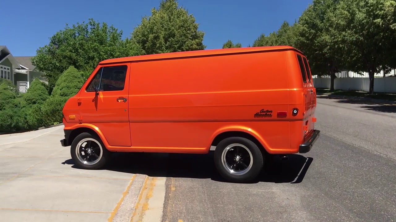 1974 'Shorty' Ford Econoline - YouTube