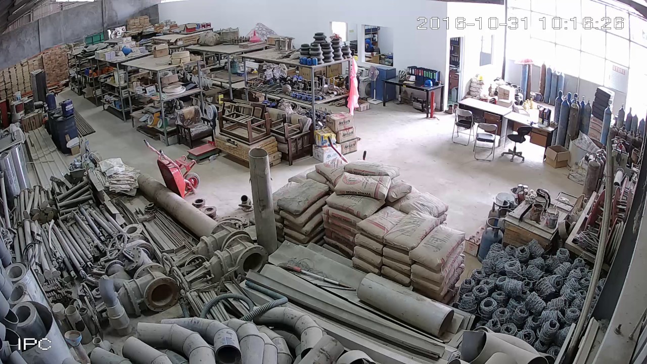 Contoh cctv area Warehouse - YouTube