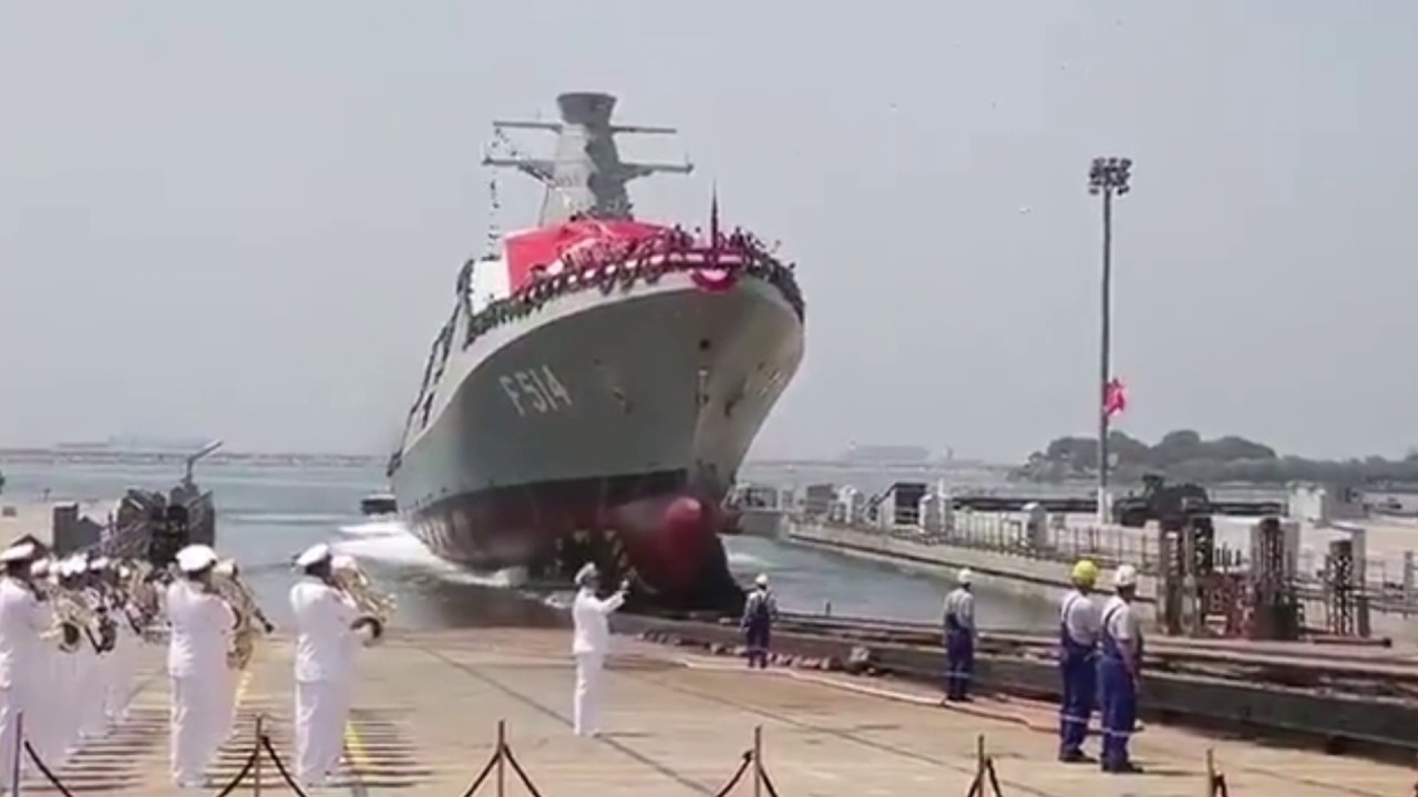 Turkish Navy launches new TCG Kınalıada Ada-class corvette - YouTube