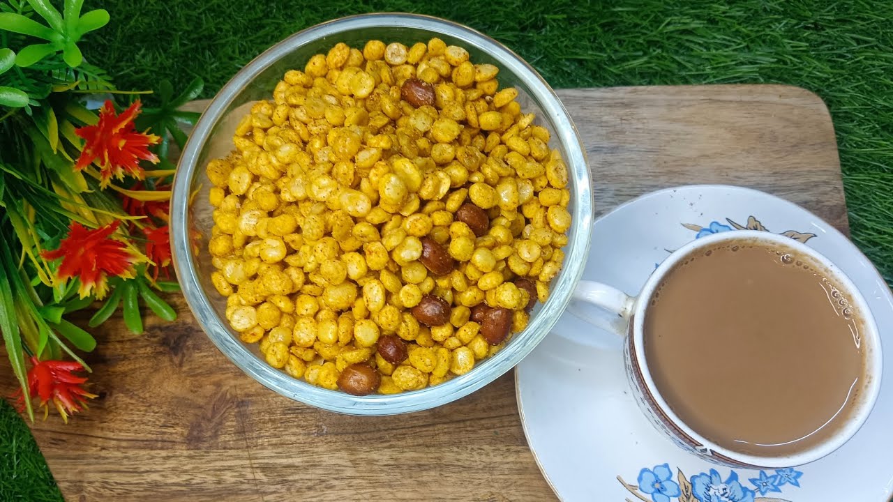 ট্রেনে সফর করার সময় অথবা সন্ধ্যেবেলার চায়ের সাথে এই স্নাক্স টি অবশ্যই ...