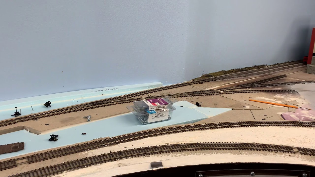 Update on powering turnouts at UPA - YouTube