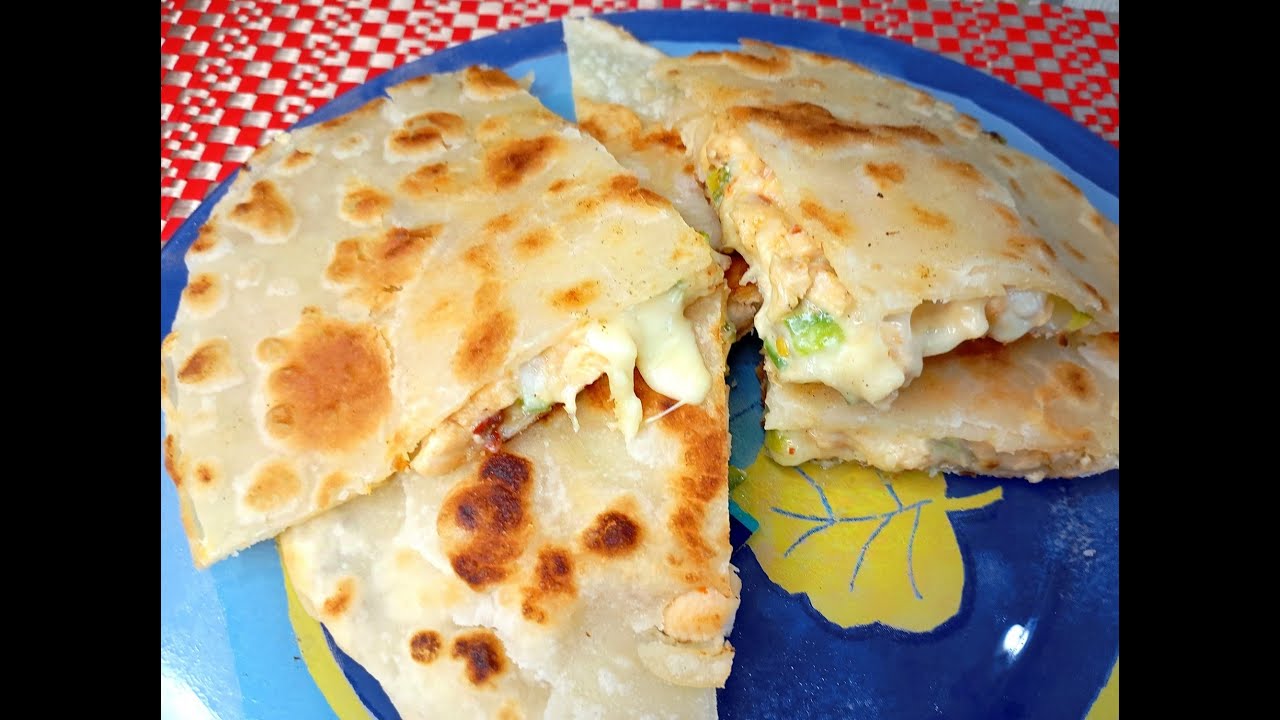 Chicken Cheese Paratha Recipe by 4mrecipes| Cheesy & Delicious - YouTube