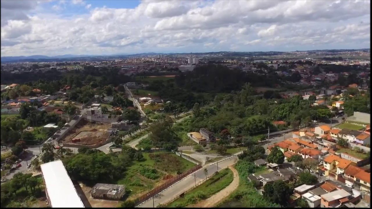 Fonte Áurea Poá - YouTube