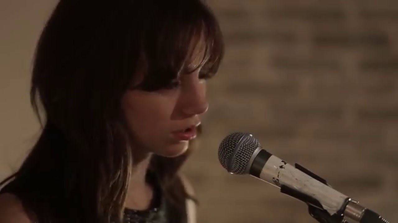 Sivan Talmor- FIRE (Live version) - YouTube