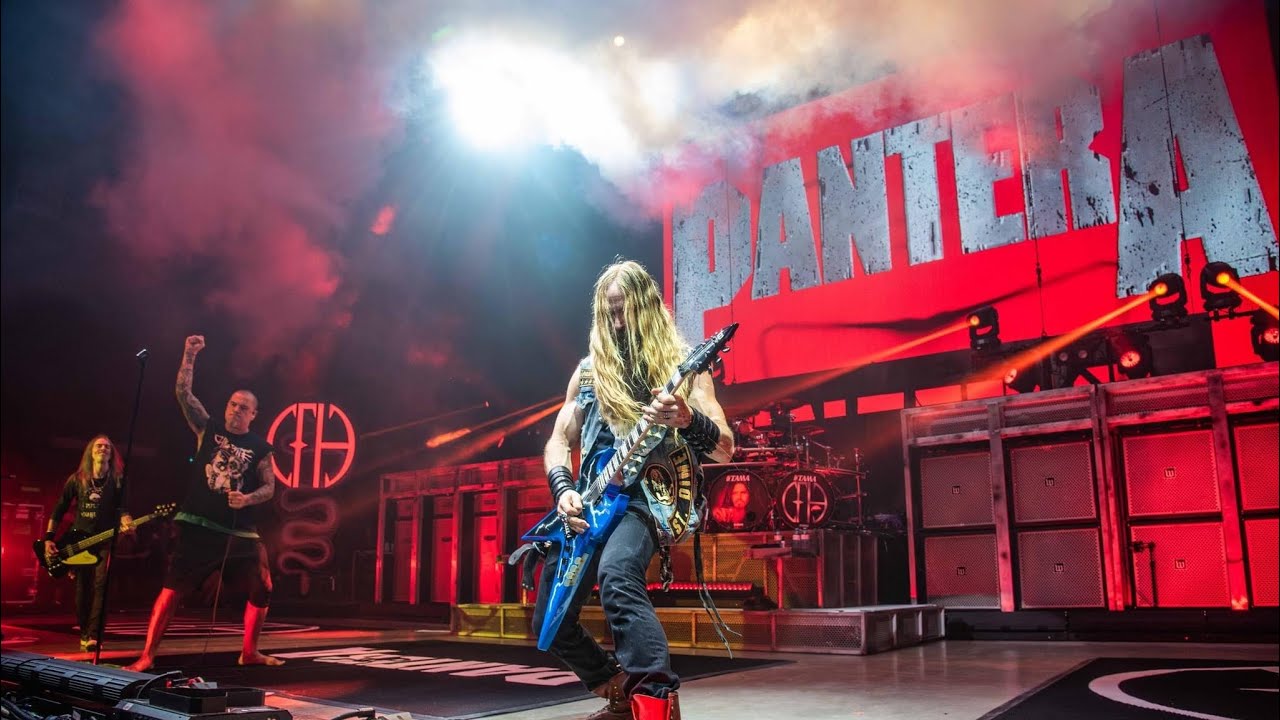 Pantera - I’m Broken (Live in Toronto, ON - August 12th, 2023) - YouTube