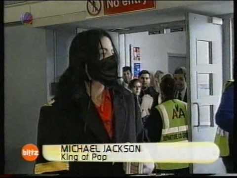 Michael Jackson landet in London/Heathrow 2001_2 - YouTube