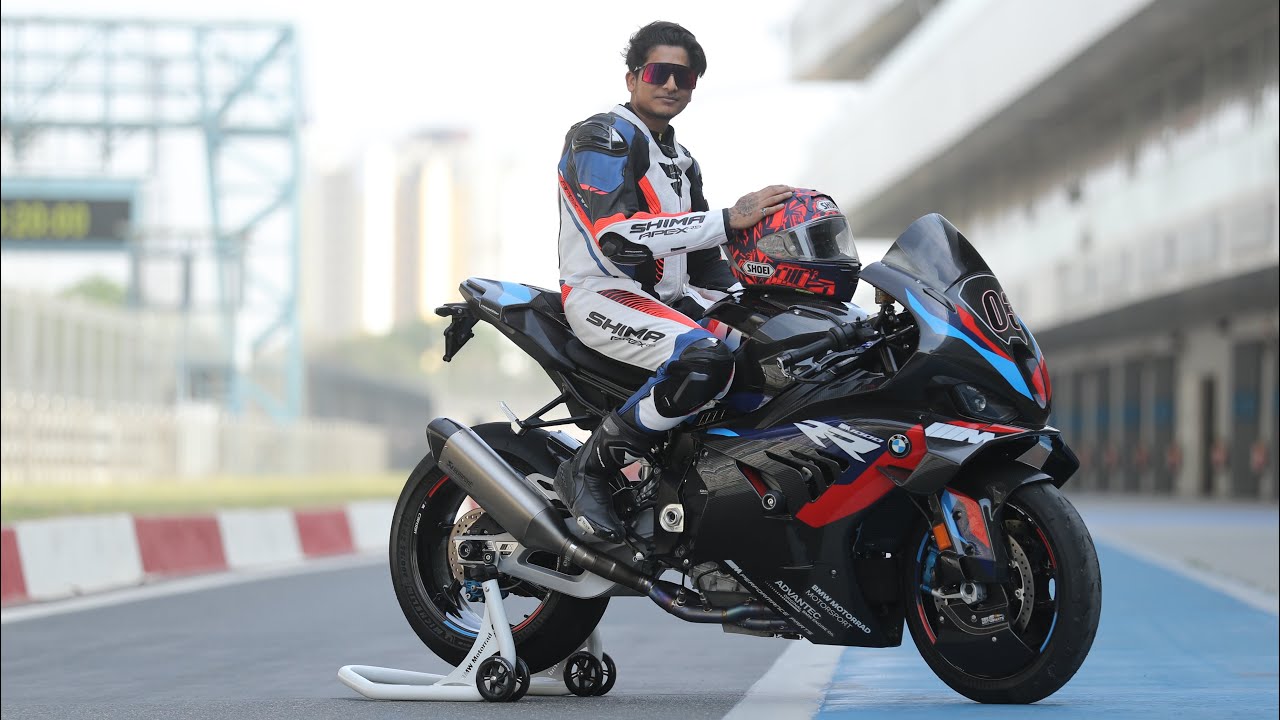 India’s First BMW M1000RR on Motogp Track | BUDH INTERNATIONAL CIRCUIT ...