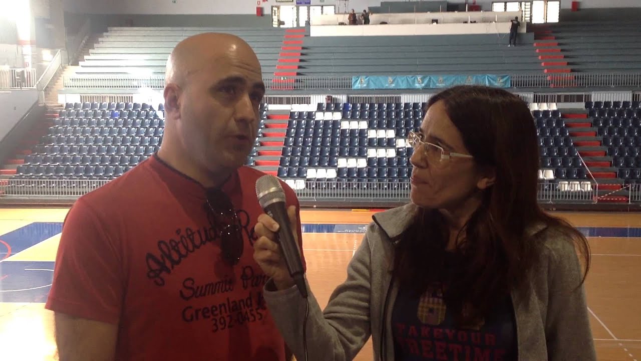 Hector Galan con DejenseVer antes del ascenso del Uruguay Tenerife FS ...