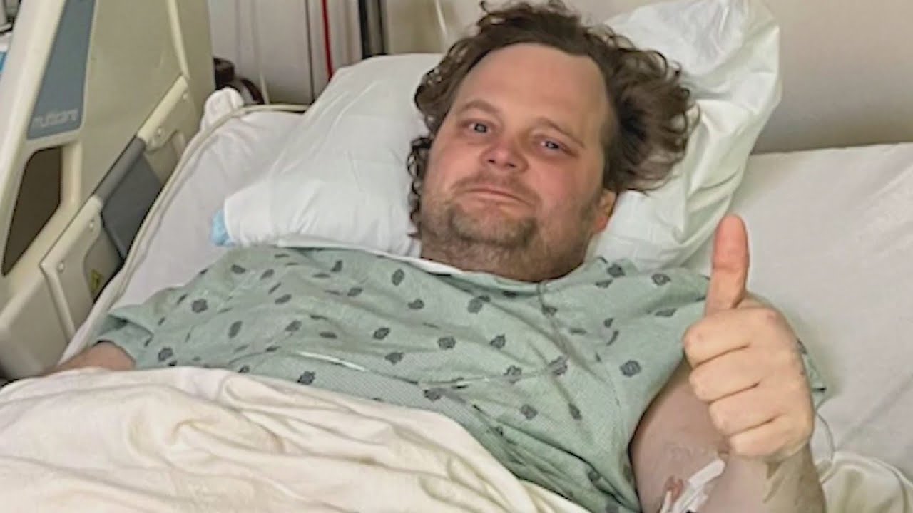 St. Louis man's legs amputated after car hits him in downtown Chicago ...