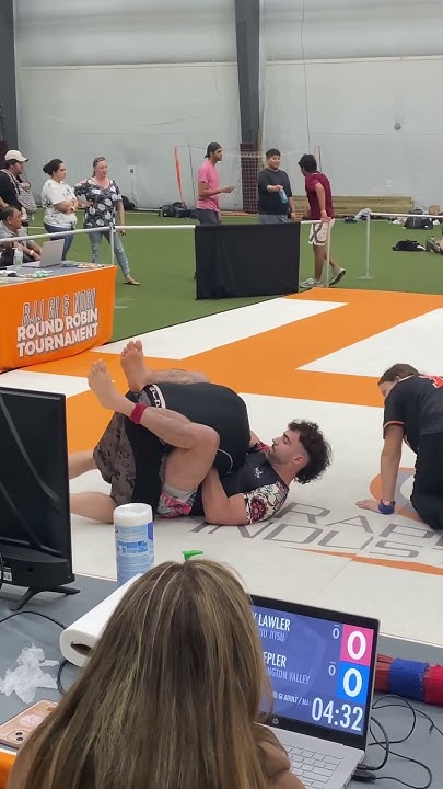 Grappling Industries 1st bjj match - YouTube