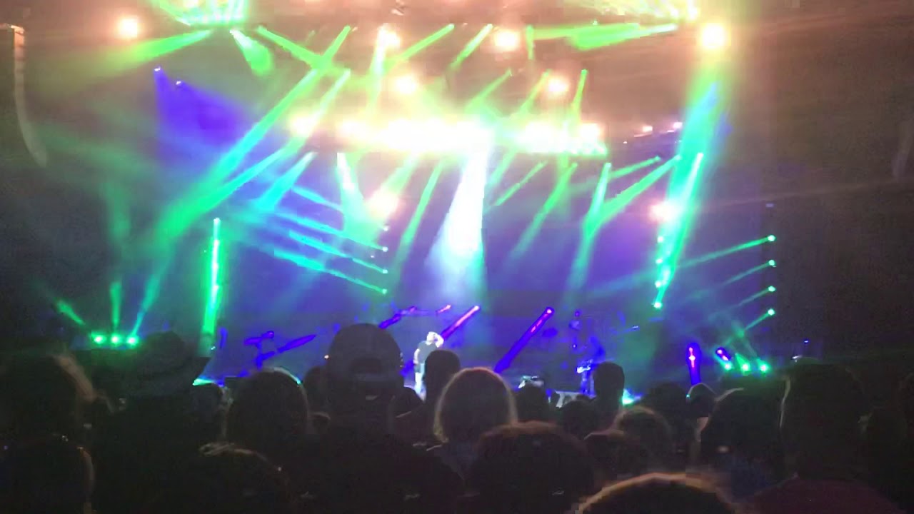 Luke Bryan- Huntin’, fishin’ and lovin’ every day @ keybank pavilion ...