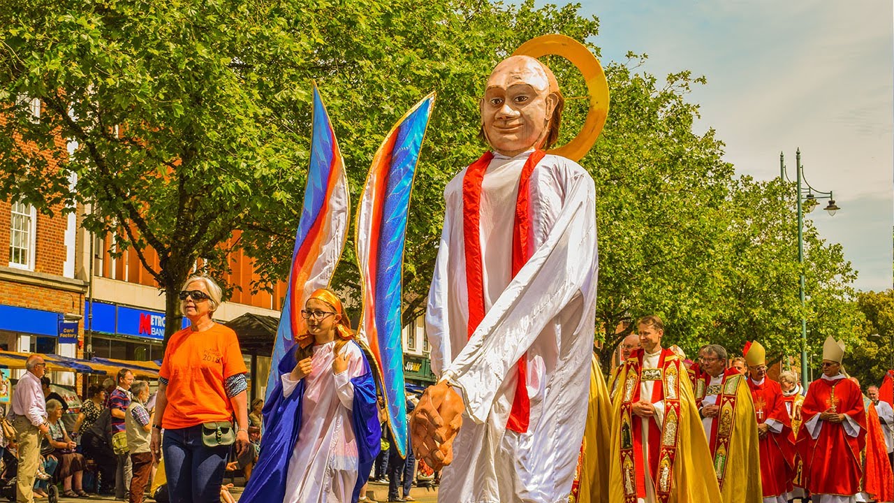 The Alban pilgrimage, Saint Albans - YouTube