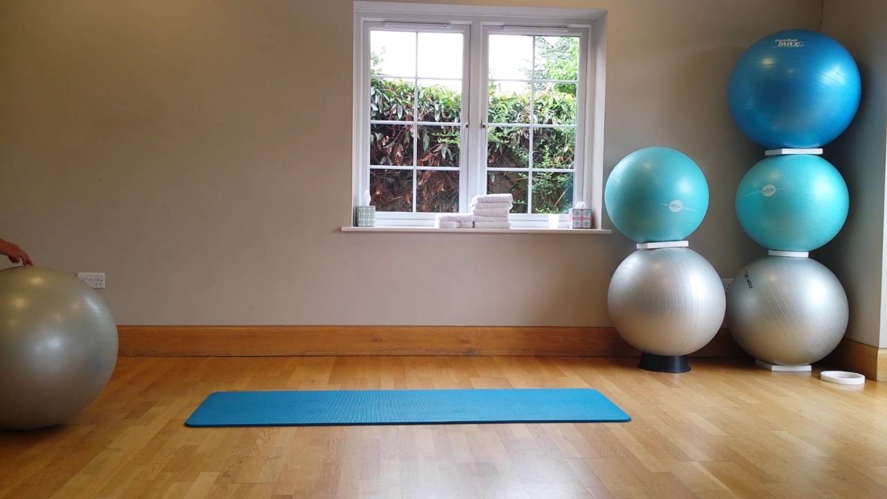 Pilates on the Ball - Swan dive/Pike - YouTube