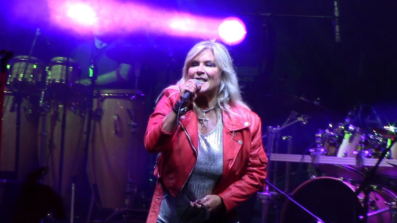 Samantha Fox: Touch Me live (Pivo in cvetje 2017, Lasko) - YouTube