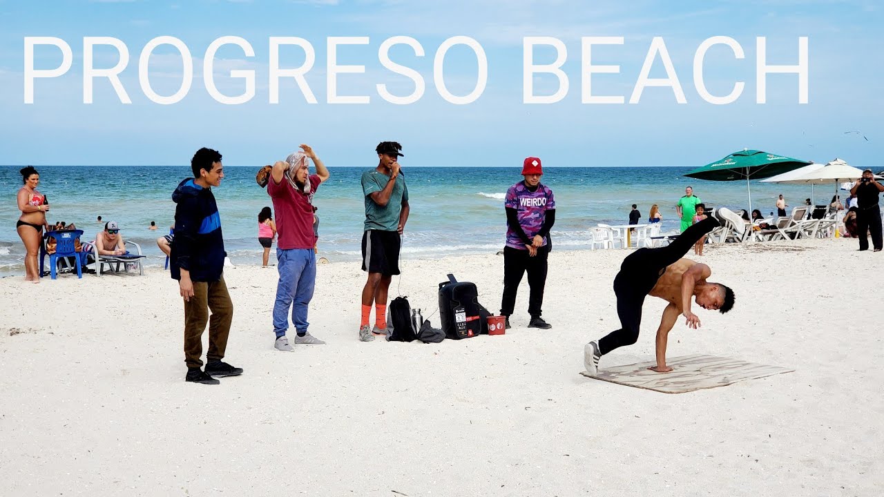 Performers On the Beach in Progreso - YouTube