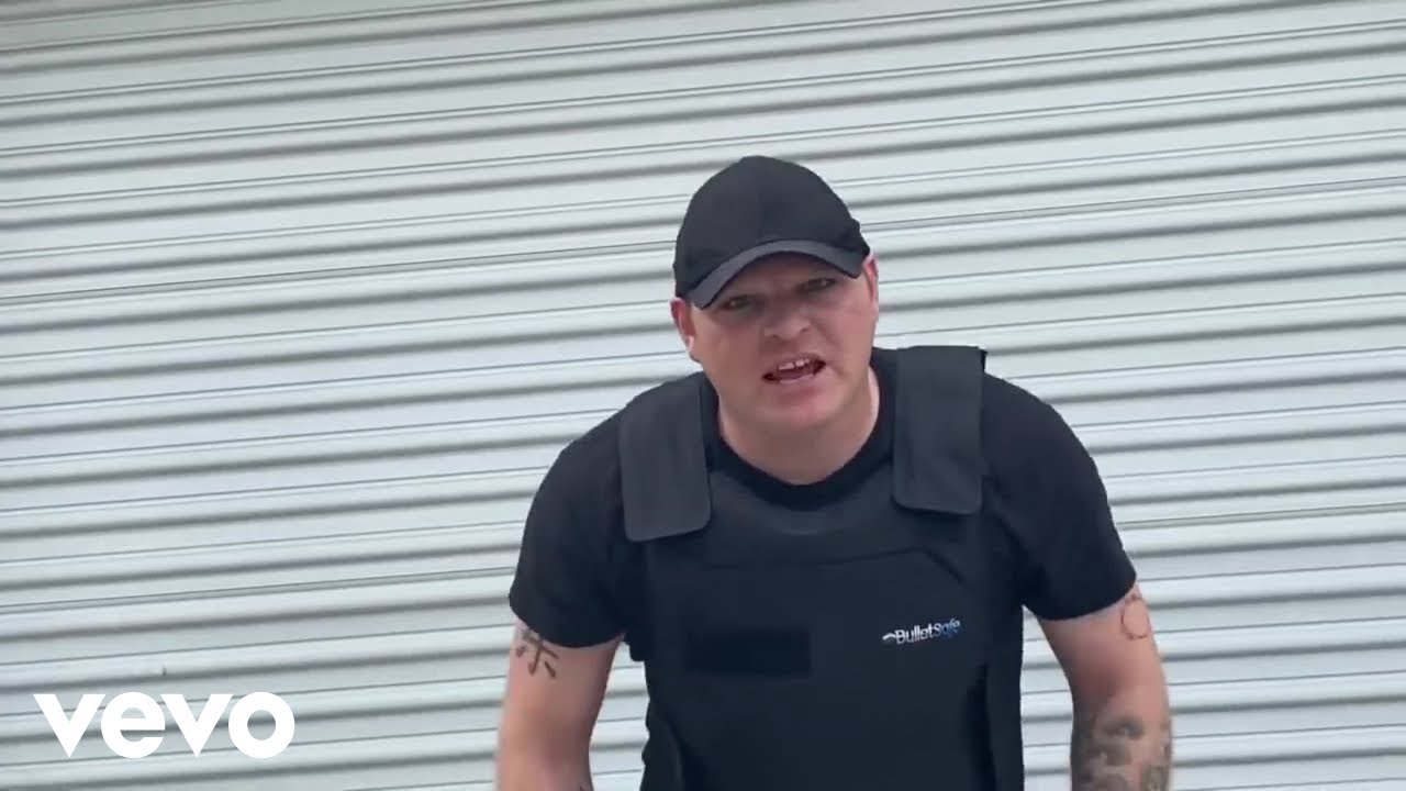 Lee Brown - Man Like Me - YouTube