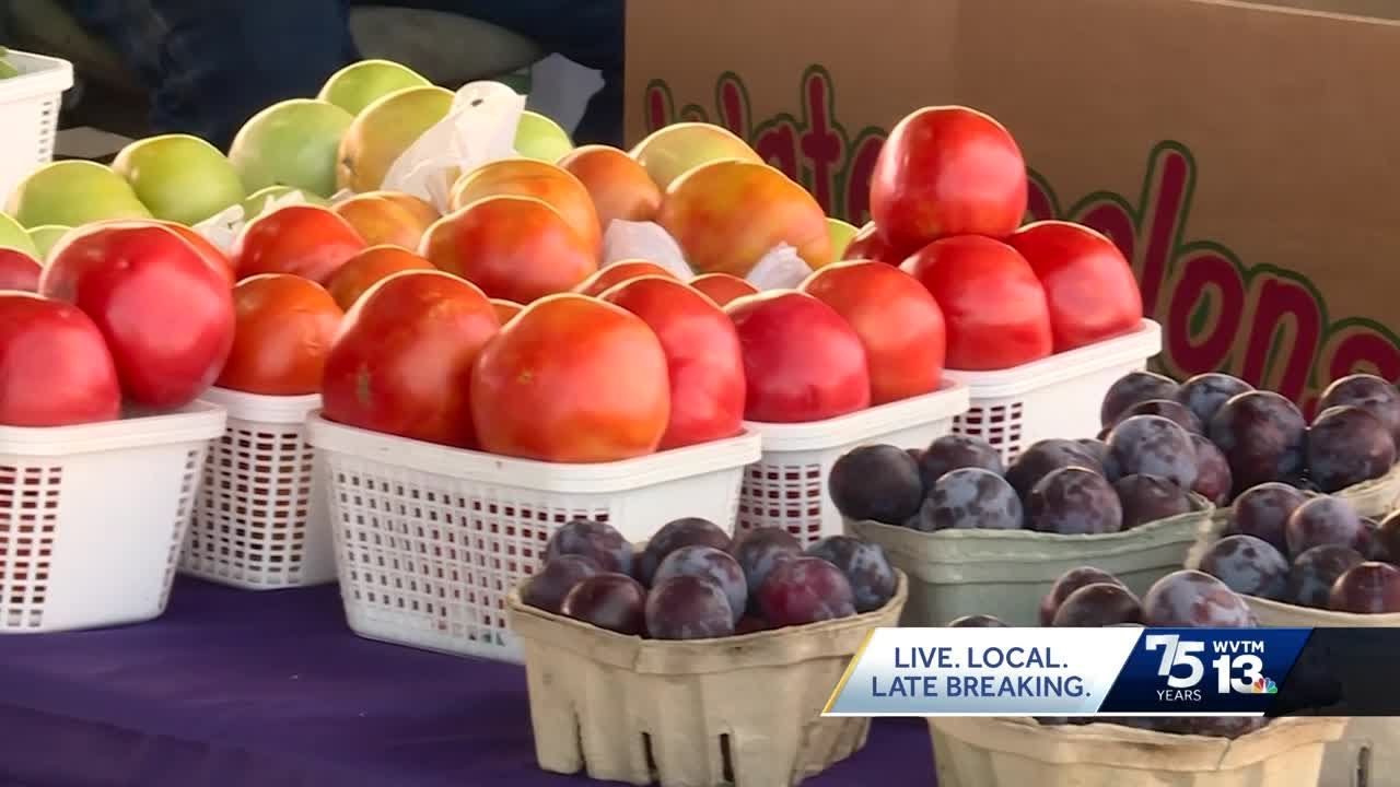 Alabama Farmers market prepares for Fourth of July rush - YouTube