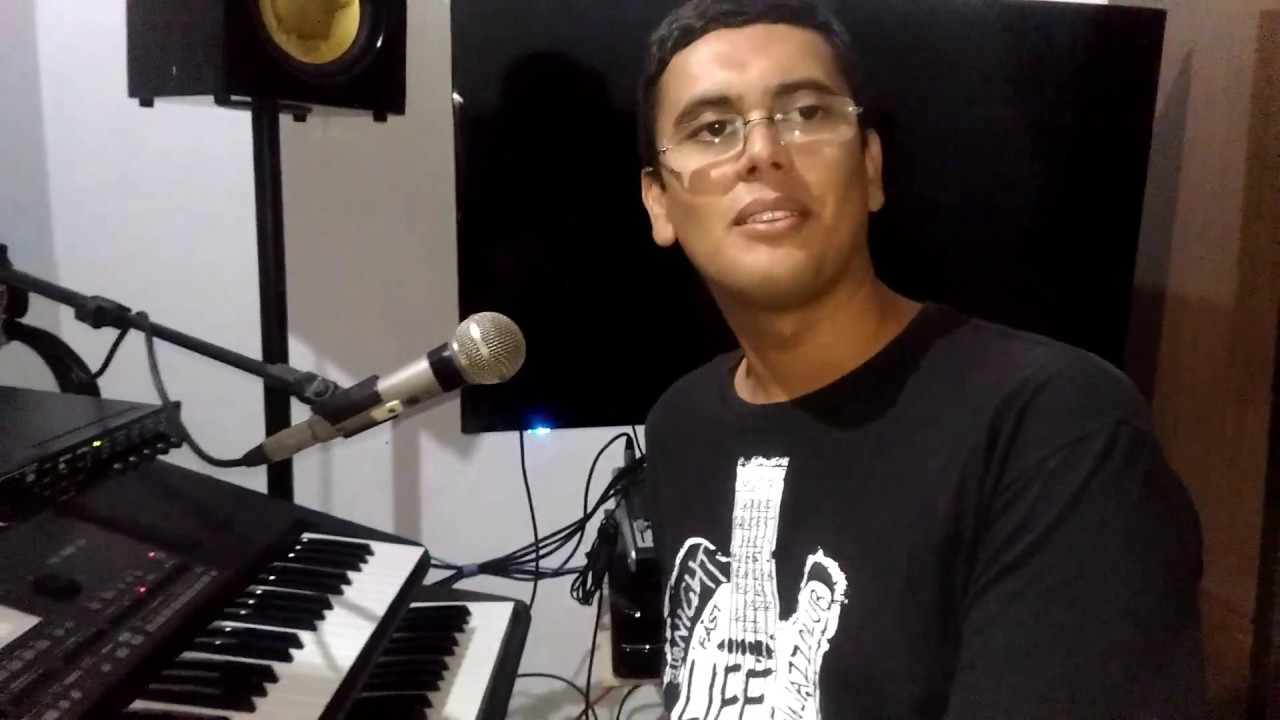 Piano e voz - Música Majestoso Deus - Autor Davi Fernandes - YouTube