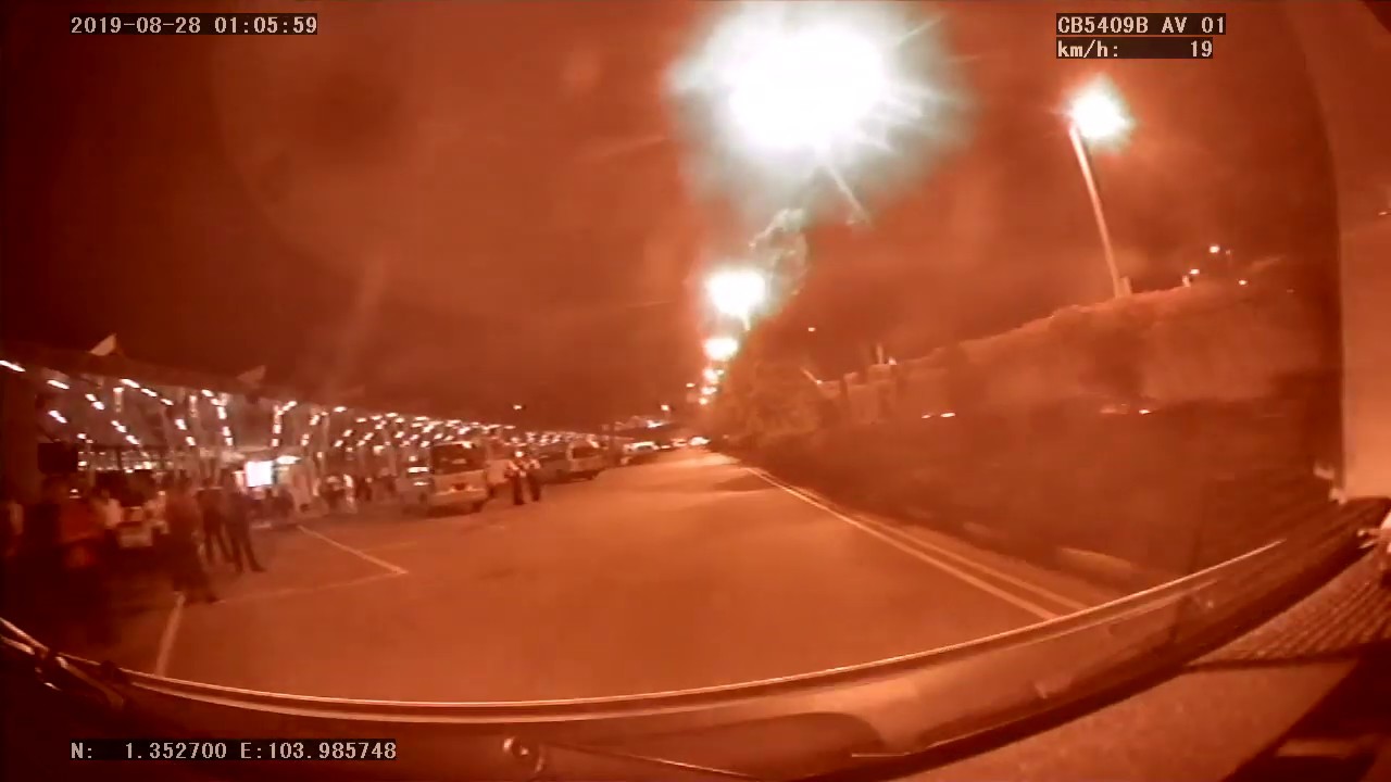 To T3 Coach Stand - YouTube