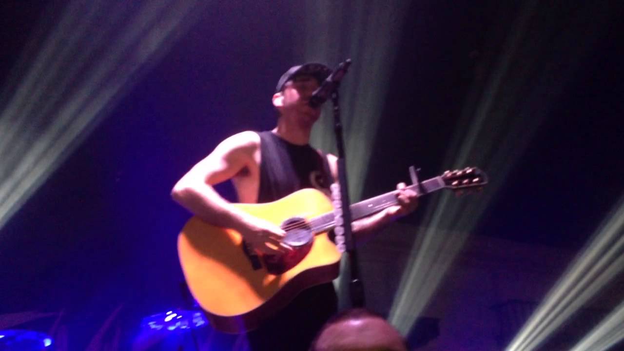 All Time Low - Remembering Sunday (Live) 4/14 - YouTube