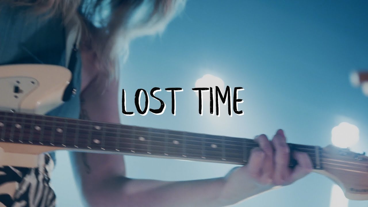 Sessions In Place: Kate Dinsmore - "Lost Time" - YouTube