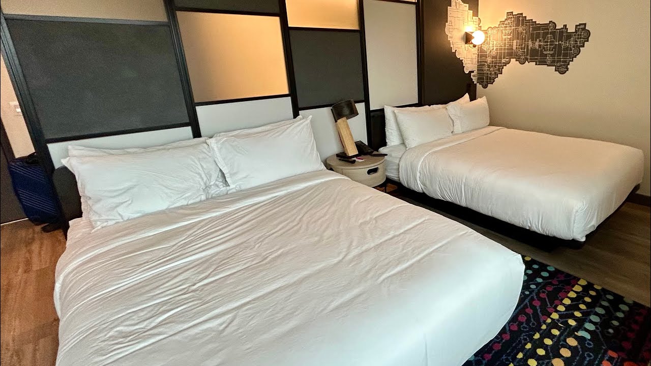 Double Queen Room - Aloft Hotel DFW Airport/Grapevine - YouTube