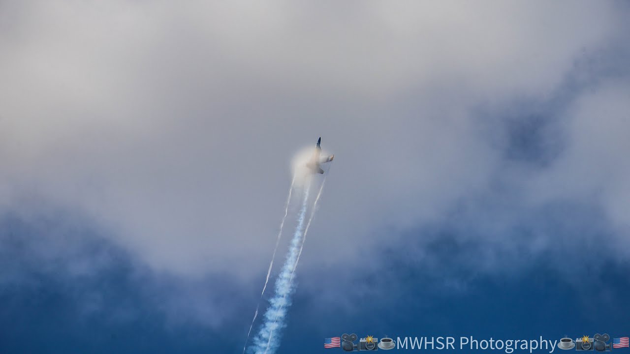 Sun ‘n Fun Daytime and Night Air Show - YouTube