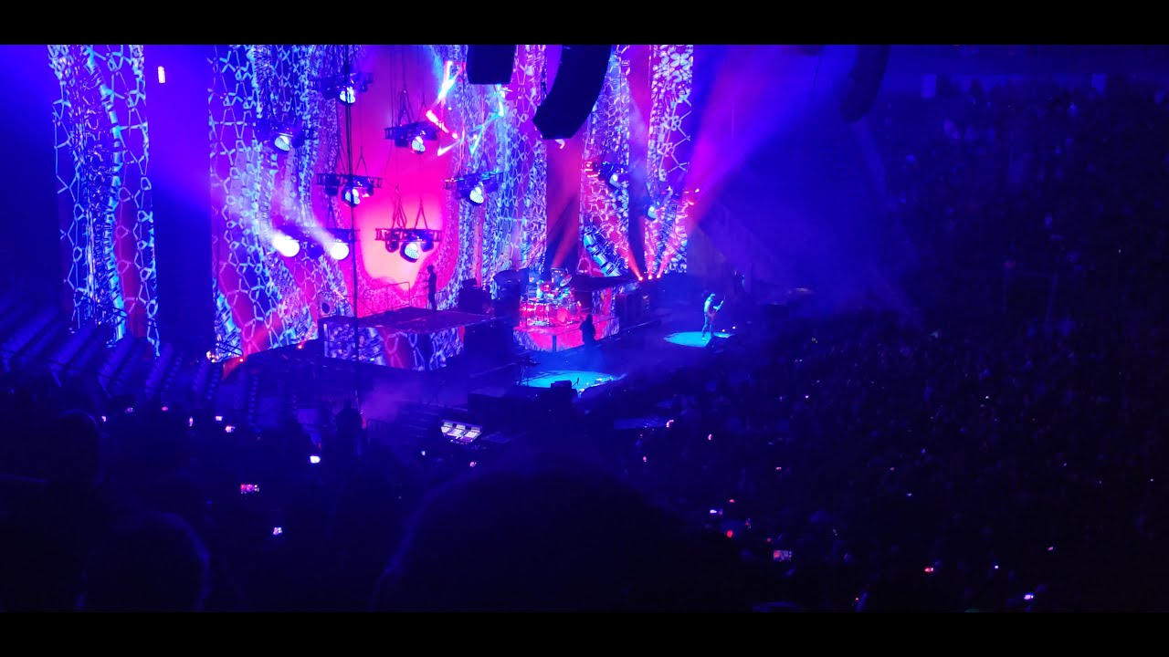 Tool- Invincible LIVE 2/23/22 with lyrics - YouTube