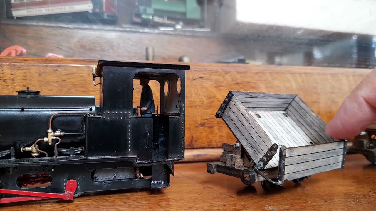 7mm narrow gauge side tipping wagon - YouTube