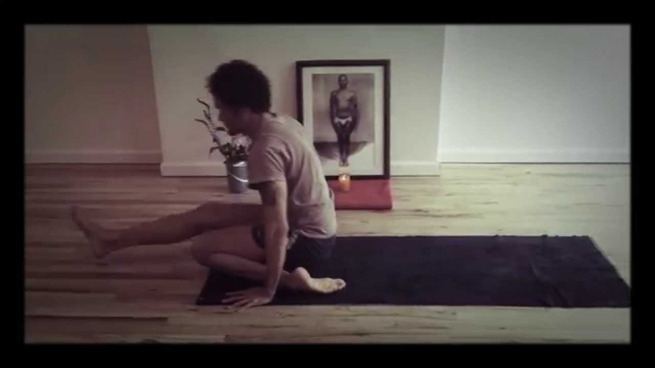 jump back/through to triang mukha eka pada - YouTube