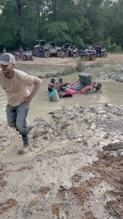 Busco Beach Mud Bash 2023 - YouTube