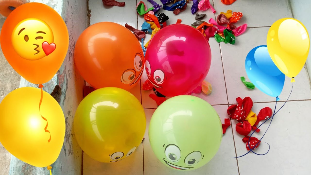 Bermain balon, melemparkan balon, balon terbang, balon warna warni ...