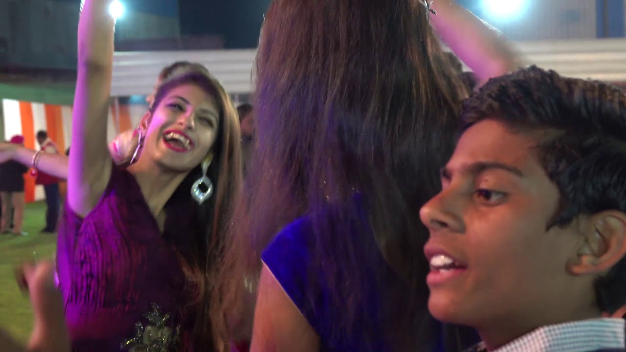 UN MARIAGE INDIEN. BUNDY INDIA. INVITATION FOLK - YouTube