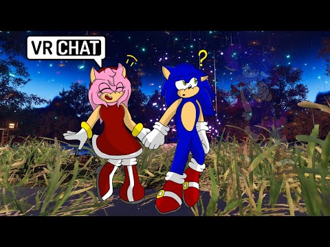 SOMETHING'S UP WITH GENESIS! SONIC VISITS AMY IN VR CHAT! - YouTube