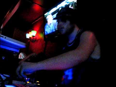 SKITSNYGG. — at MoonLight Hookah Lounge. - YouTube