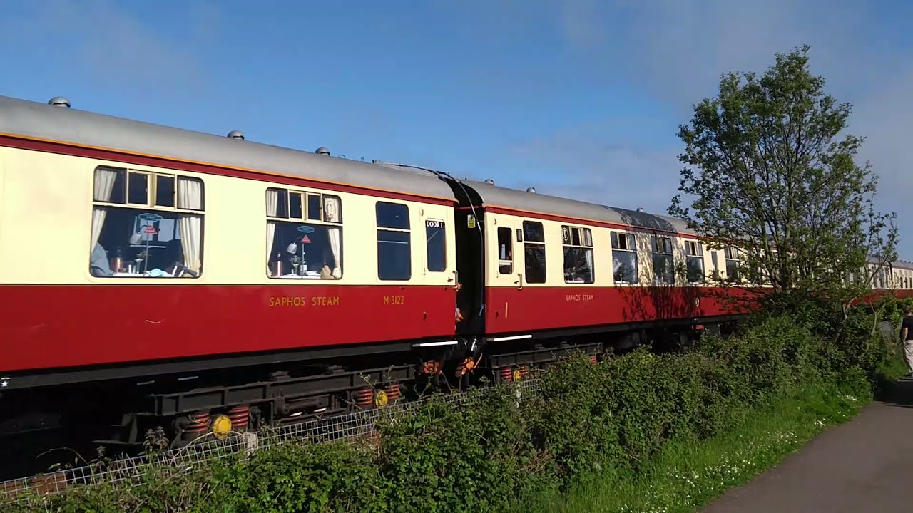 UK Steam Trains. English Riviera Express passes Starcross. - YouTube